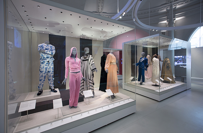 5 Fashion Exhibitions, 4 Style Capitals