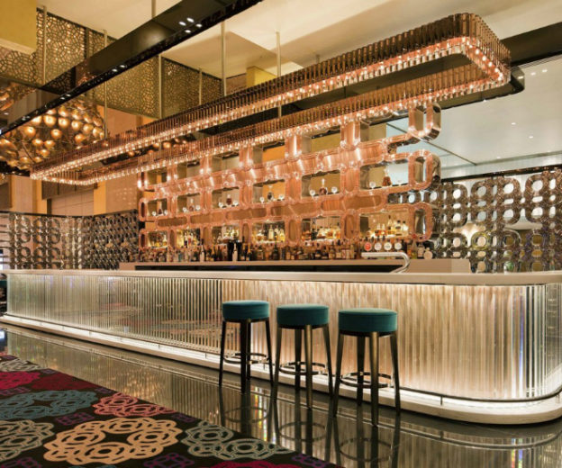 Best Luxurious Bars to Visit in the World - LUXUO