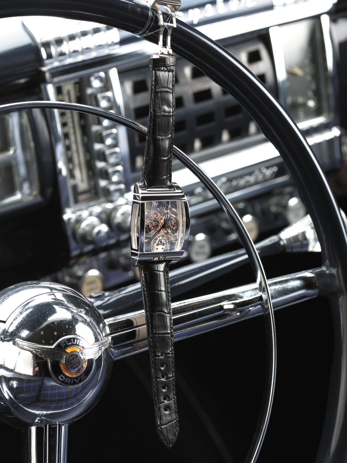Mega Watches and Luxury Cars - LUXUO