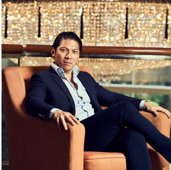 Meet the King of Prefab - Robbie Antonio, Revolution Precrafted