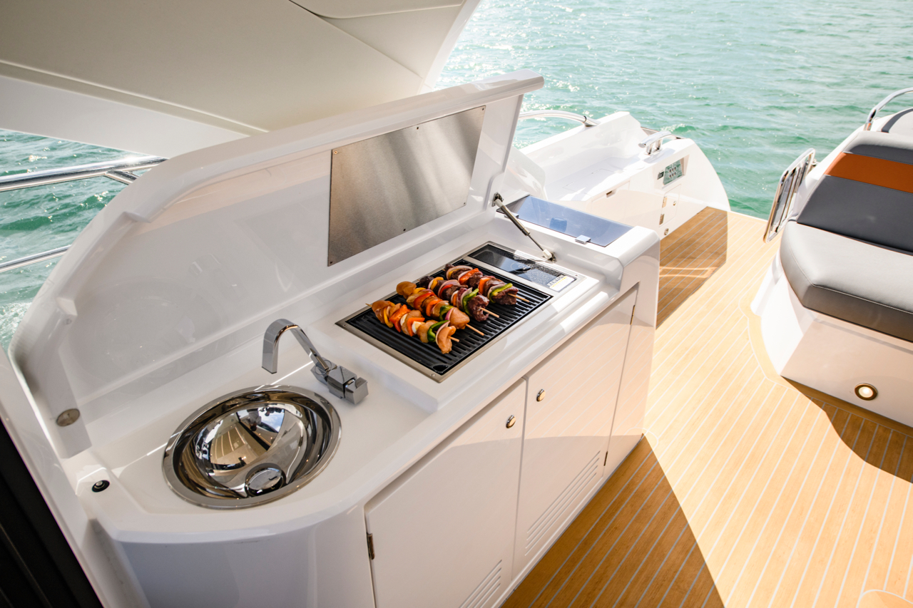 Sunseeker’s New Predator 60 Evo Embodies Accelerated Evolution - LUXUO