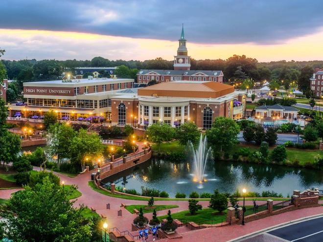 Top 10 Most Luxurious Colleges in The World