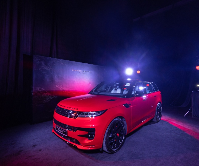 Third-Gen Range Rover Sport: Modernist Design Meets Top-Notch Driving ...